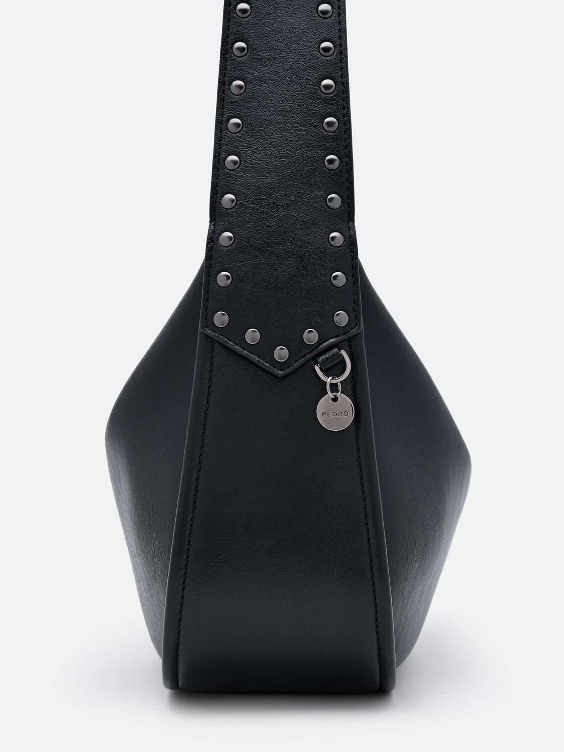 Túi đeo vai hình bán nguyệt Issa Studded – Đen – PEDRO VN | Shop Shoes ...